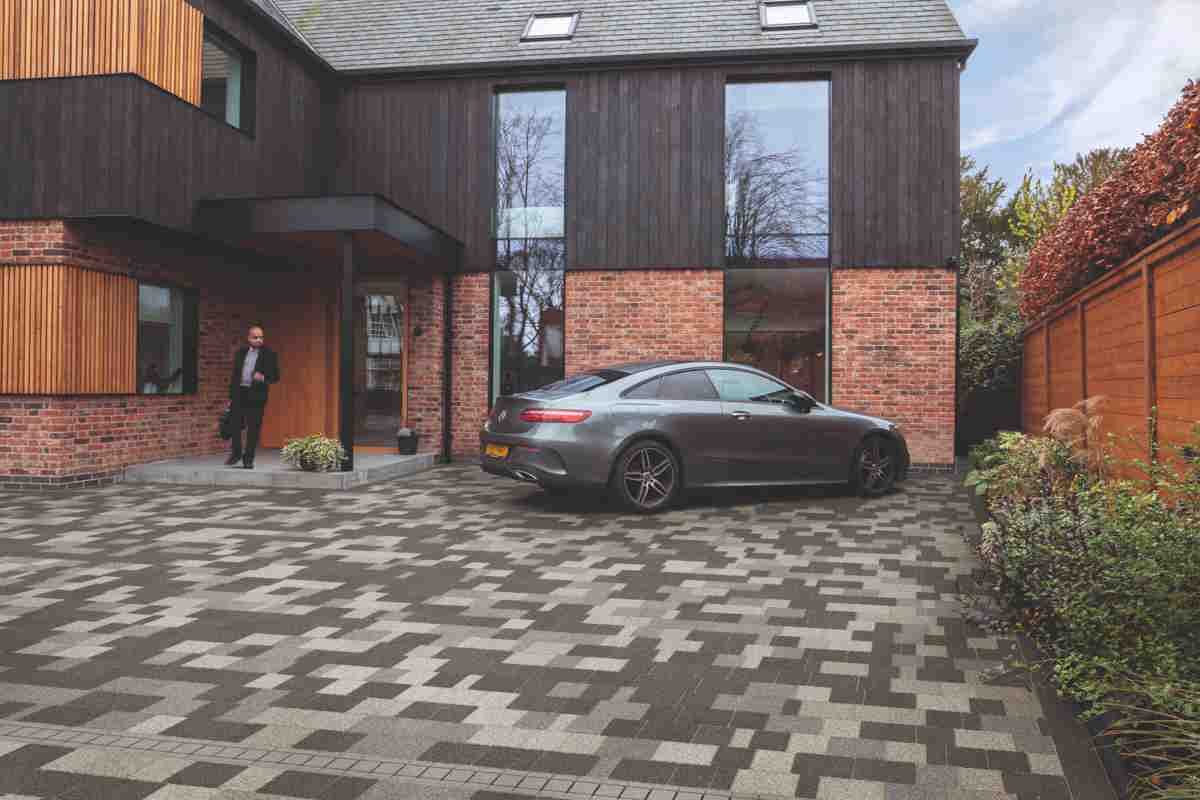 How To Lay Block Paving – A Guide To Laying Block Paving | Marshalls ...