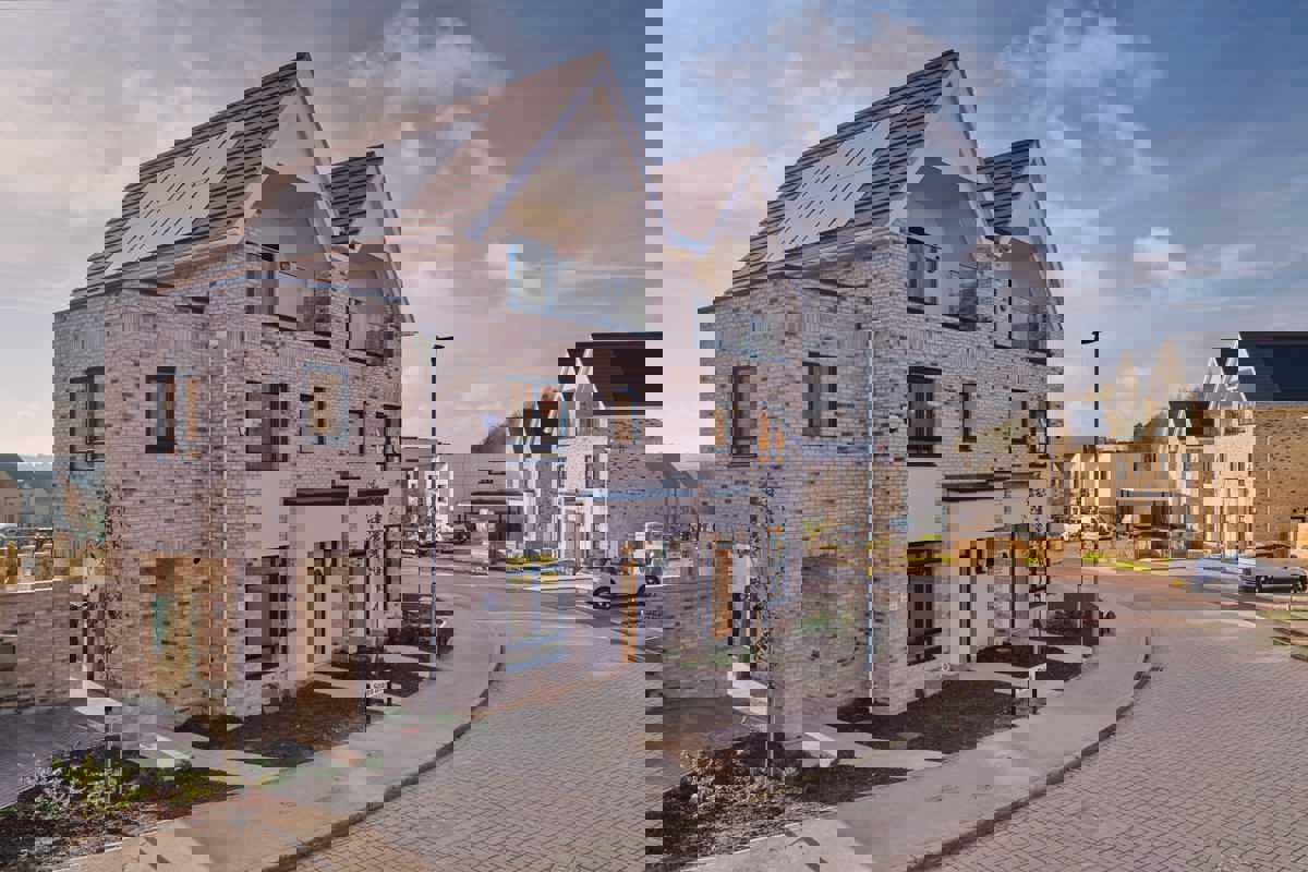 White Facing Bricks For Residential & Commercial Use | Marshalls