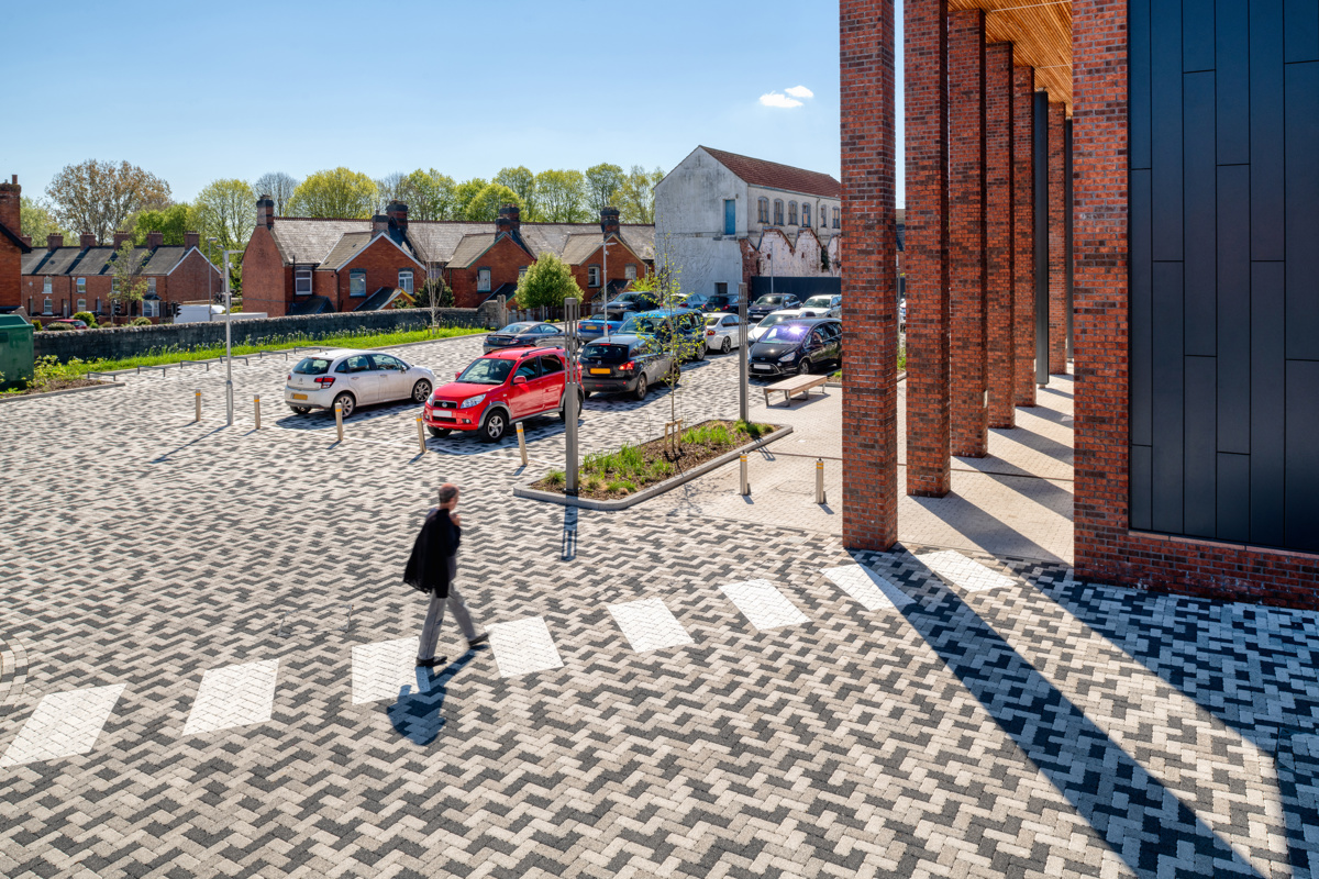 Permeable Paving and SuDS (Sustainable Drainage Systems) | Marshalls